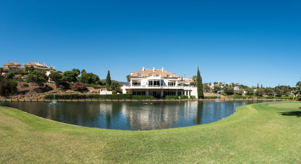 El Lago de Marbella celebra su 20 aniversario - Agro Magazine